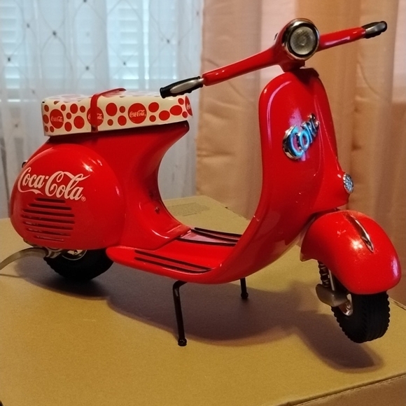 Coca Cola | Toys | Coca Cola Red Miniature Scooter With Iconic Design ...